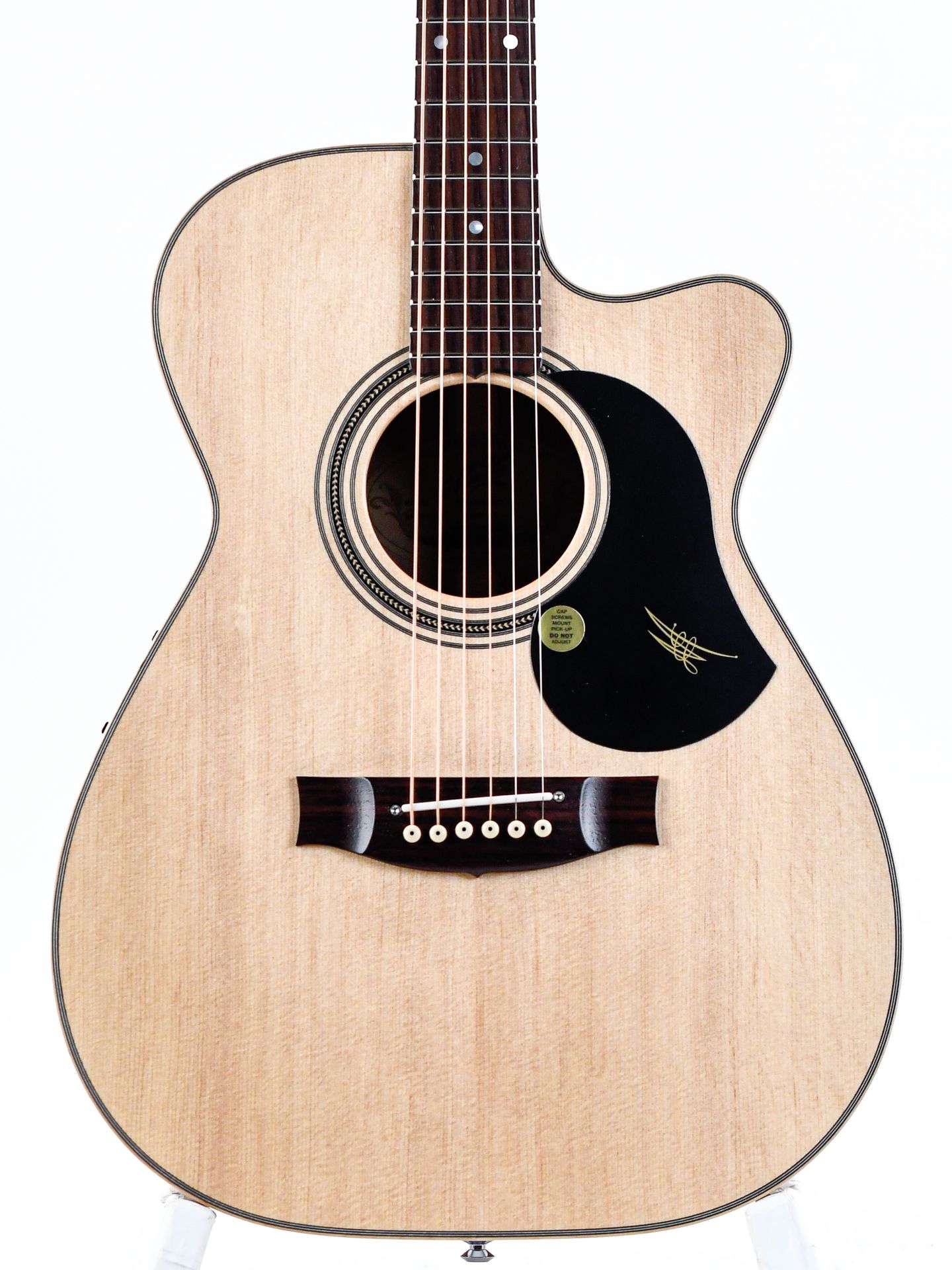 Maton EBG808C Signature Joe Robinson | The Fellowship of Acoustics