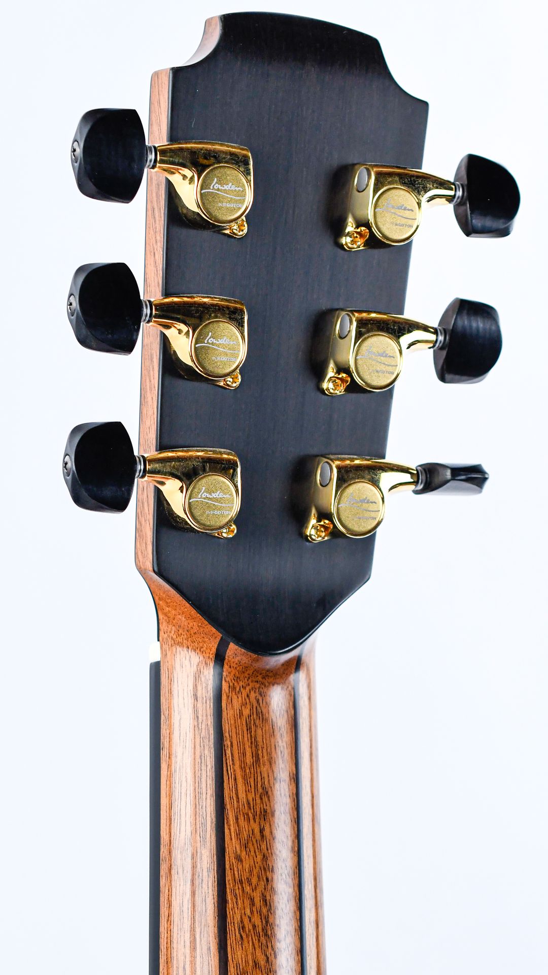 Lowden S35 Alpine Spruce Walnut 2022 | The Fellowship of Acoustics