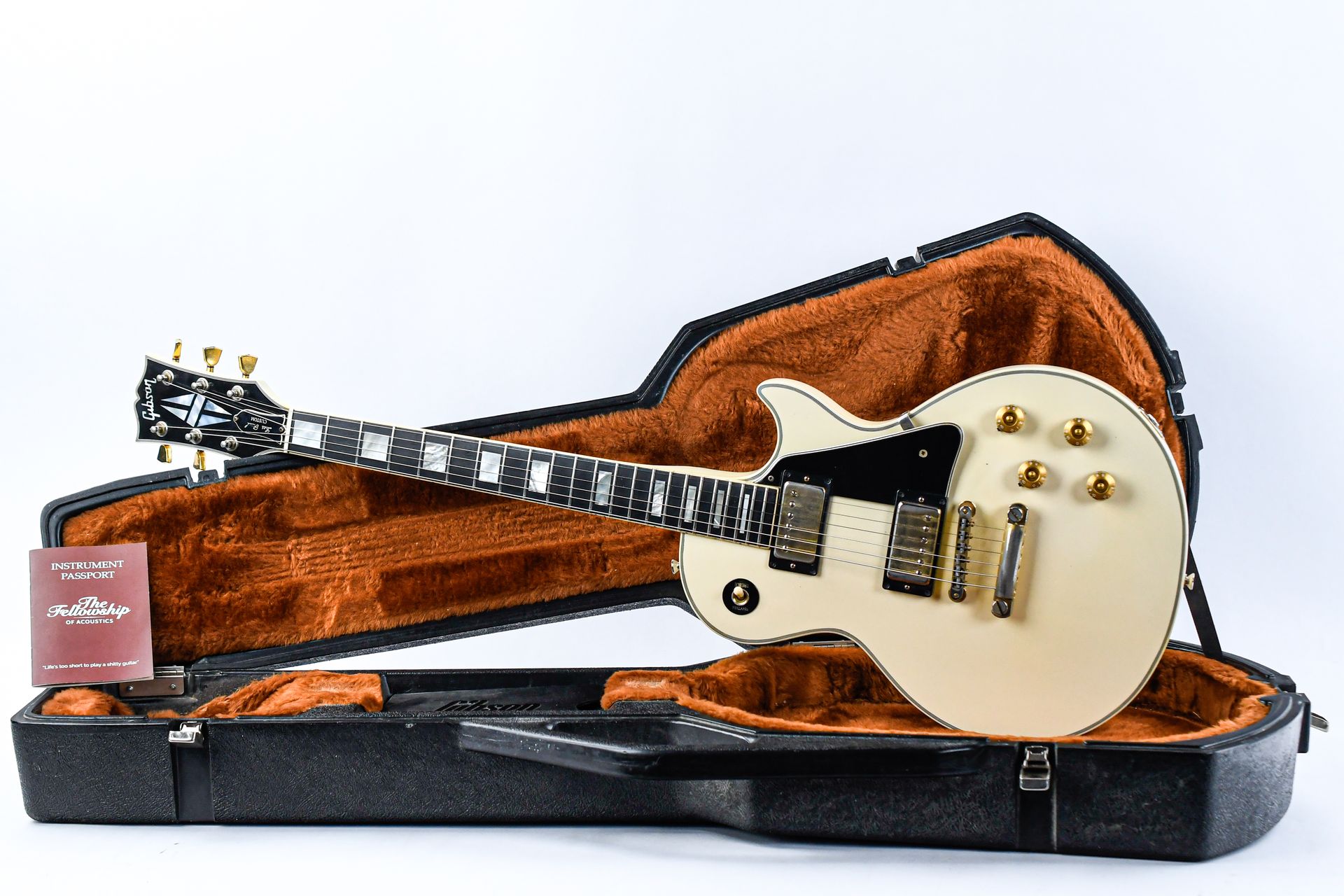 Gibson Les Paul Custom Alpine White Refin 1976 | The Fellowship of ...