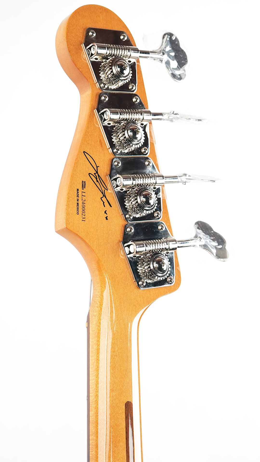 Fender Limited Edition Laura Lee Jazz Bass Vintage White | The ...