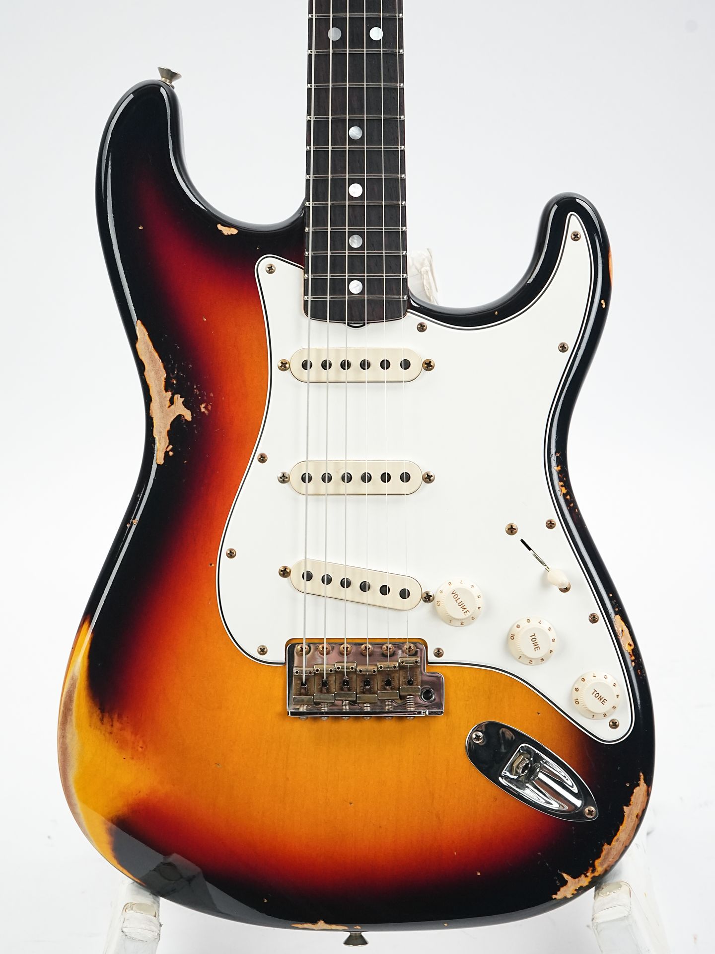 Fender Custom Shop 1965 Stratocaster 3 Color Sunburst Heavy Relic 2025 ...
