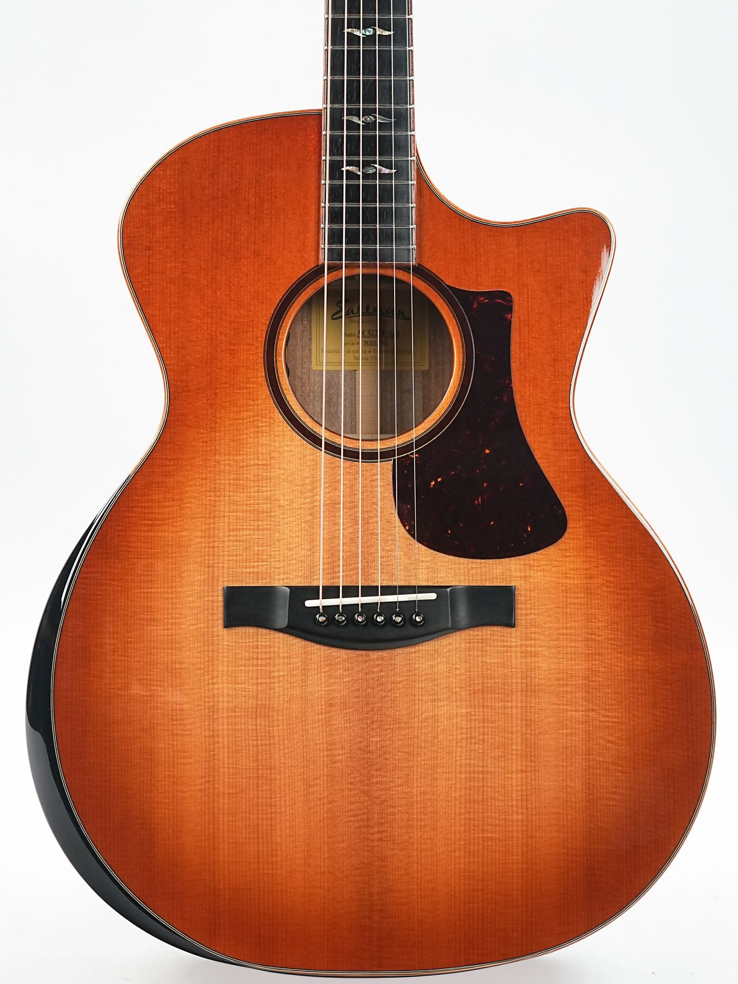 Eastman AC522CE Goldburst B-Stock | The Fellowship of Acoustics