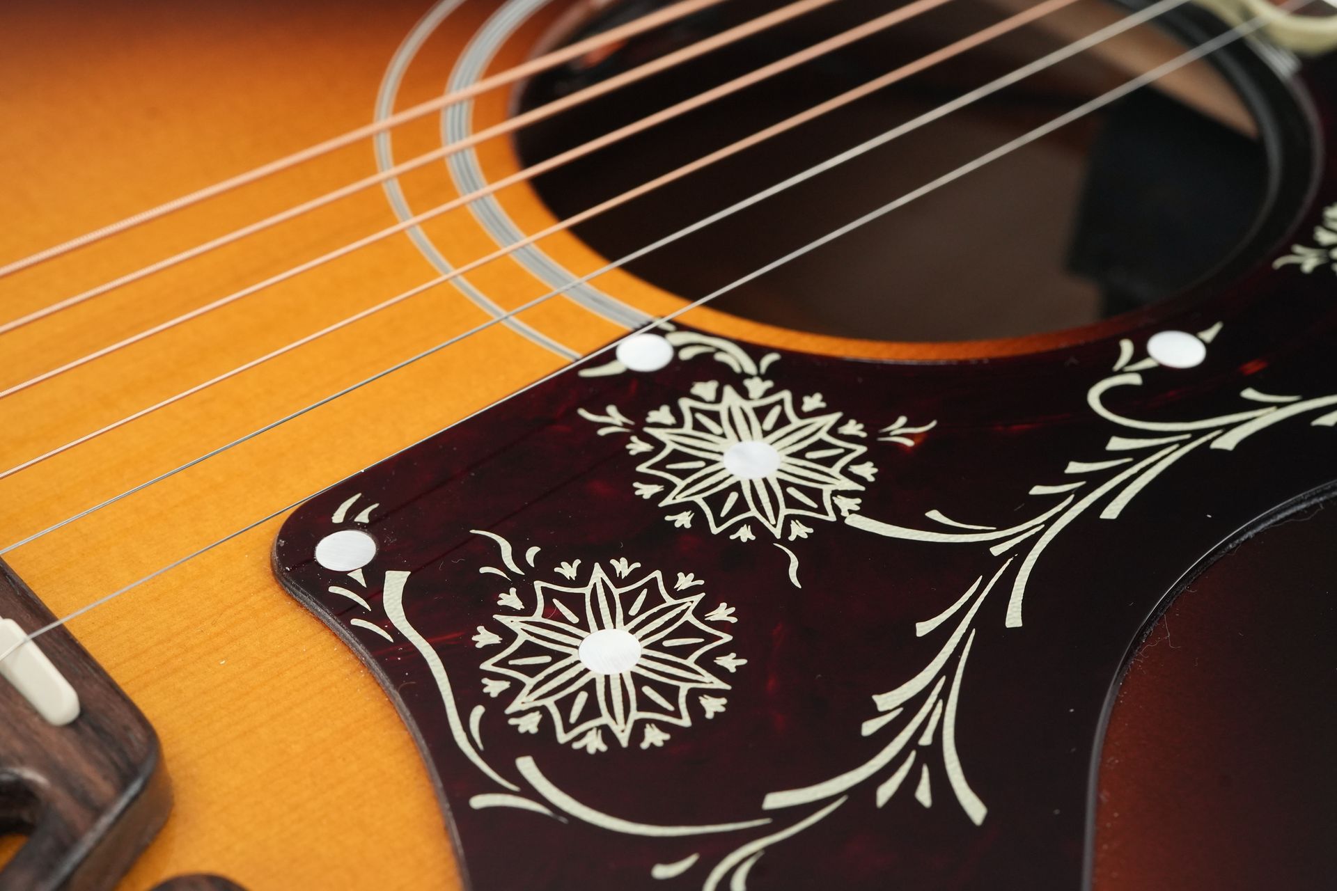 Gibson Custom J200 Parlor Vintage Sunburst | The Fellowship of Acoustics