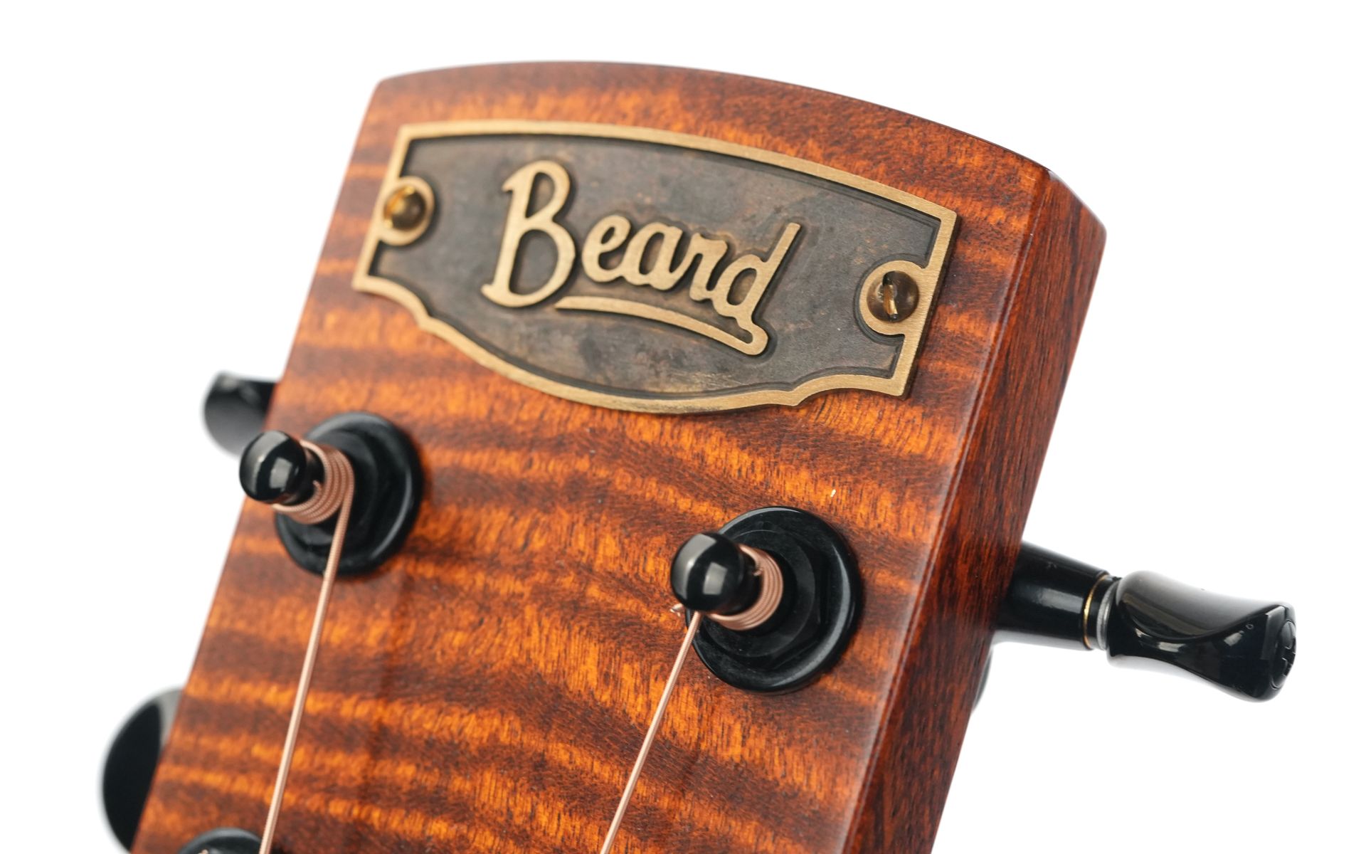 Beard Trailhead E RN Curly Maple | The Fellowship of Acoustics