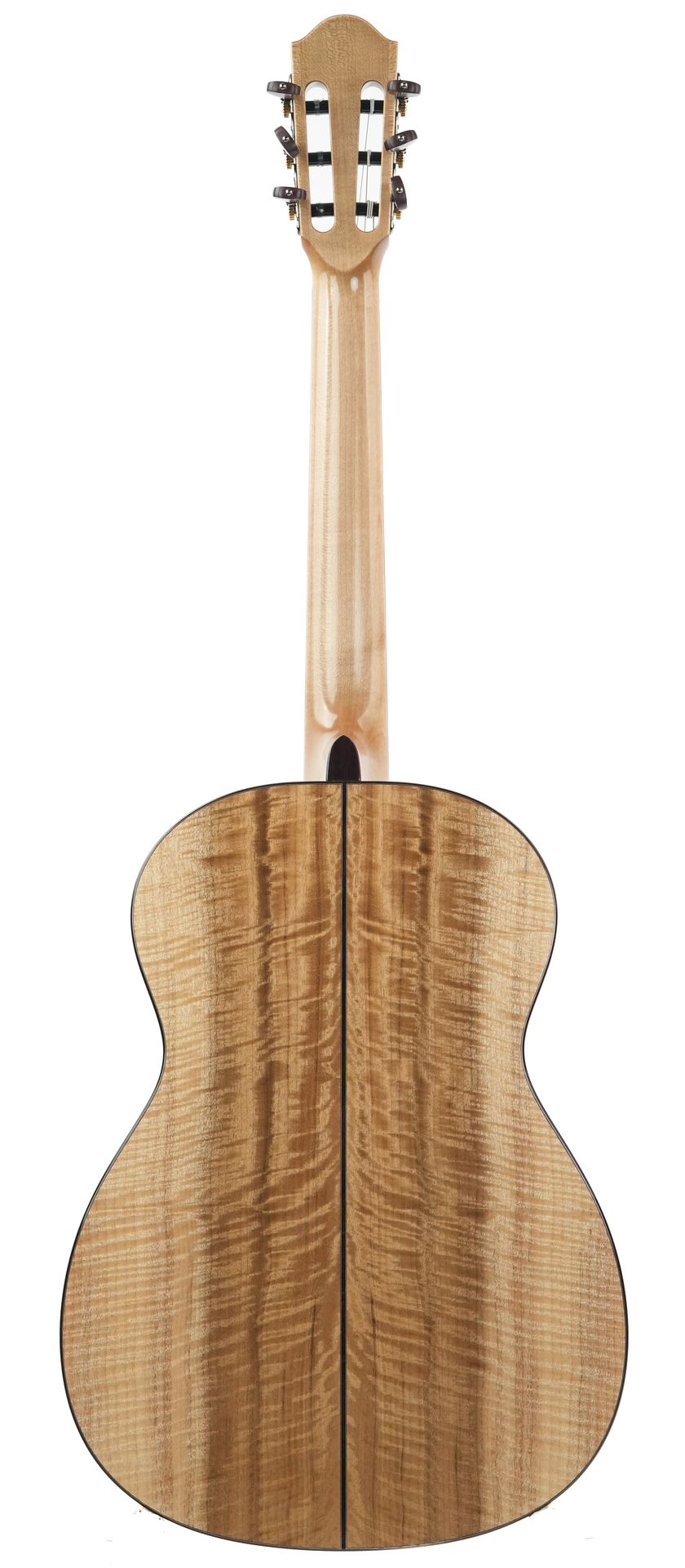 Goodall Special Reserve Myrtle Crossover 14 Fret | The Fellowship of ...